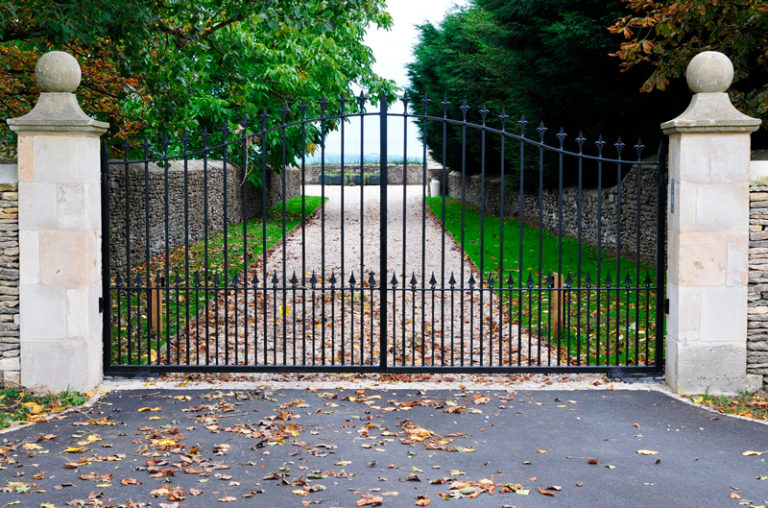 Royal Wrought Iron Gate | Magnolia Iron Doors